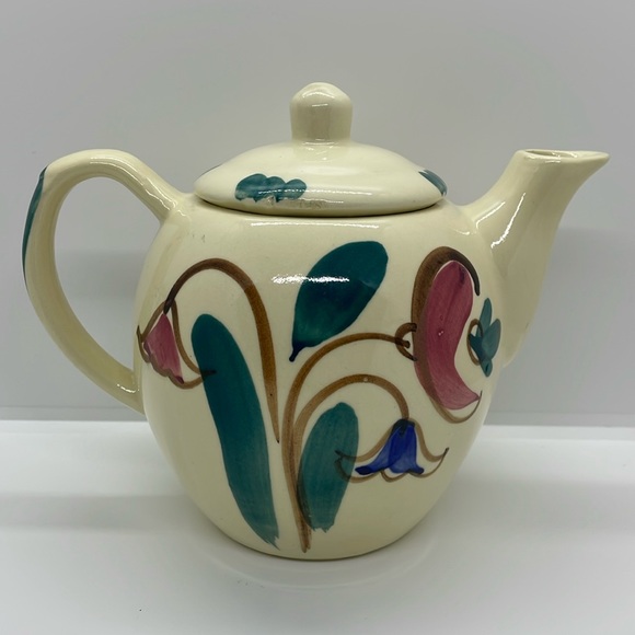 Handmade | Kitchen | Vintage Handmade Creamcolor Floral Tea Pot | Poshmark